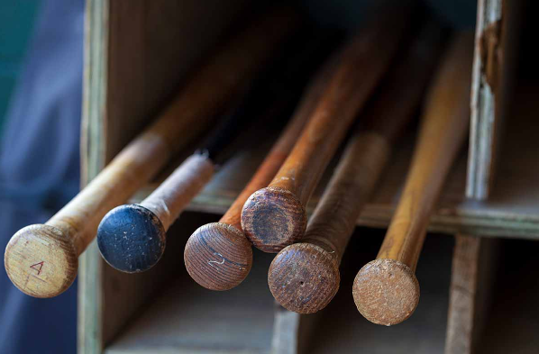 The Ultimate Guide To Choosing The Right Baseball Bat – Dugout24